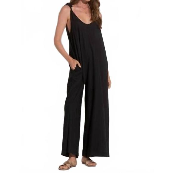 Elan | Pants & Jumpsuits | New Elan Midnight Vneck Jumper In Black ...